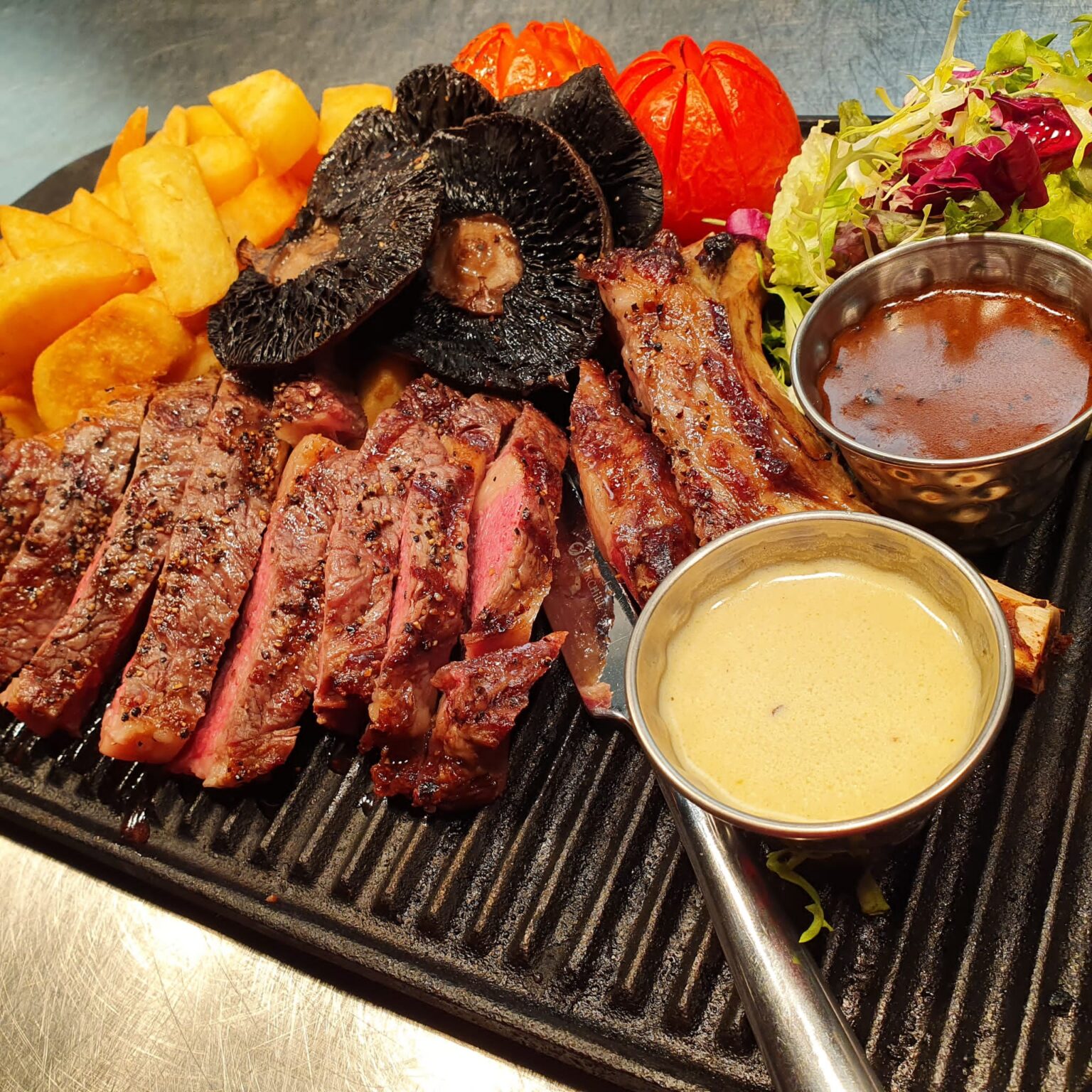 Home - The Loft Lounge & Bar